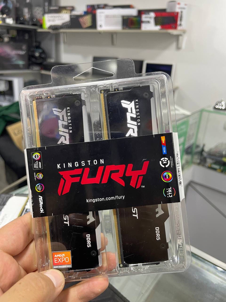 Оперативная память (RAM) Kingston Fury Beast RGB NEW!