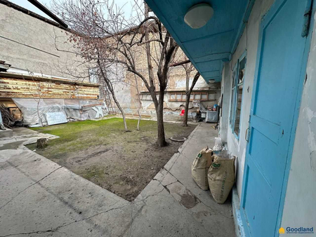 Продаётся участок на Ракат махалле (3.05 соток)  (J 1093)
