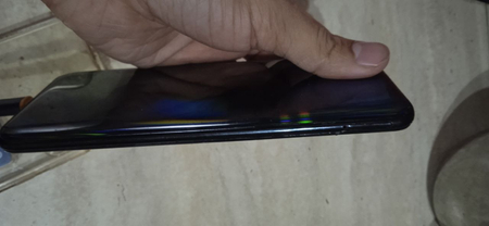Samsung A70 sotiladi aybi yoq