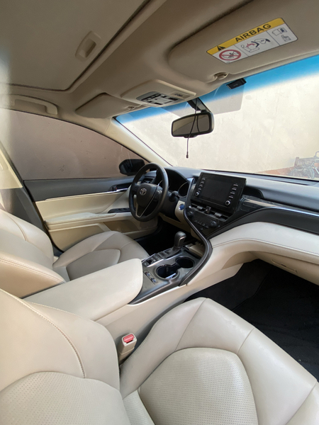 toyota camry hybrid 2023 yil