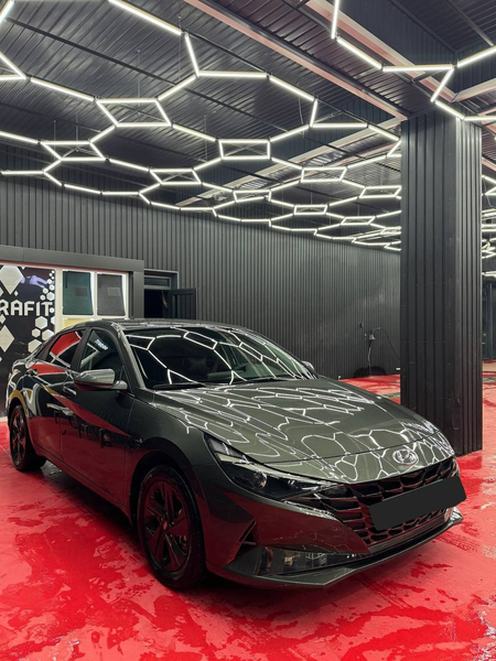 Hunday Elantra 2022 yili zur sastiyanida