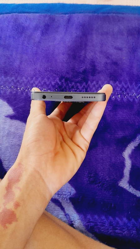 Tecno Spark 20C 128gb