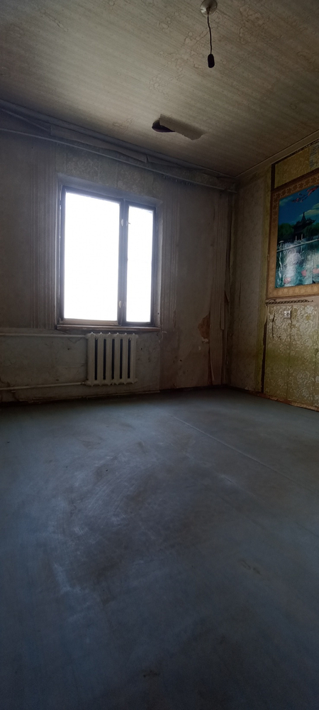Продаётся квартира, Сергели-8,  2/8/9 без ремонта., балкон 2,15×3.35