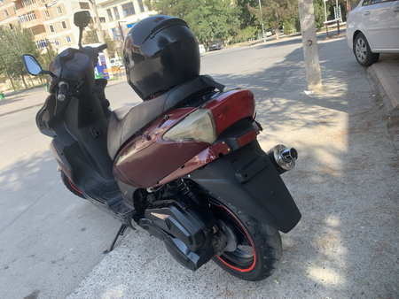 Skutet Honda sotiladi