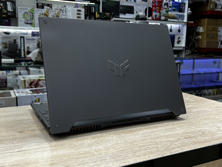 Asus TUF Gaming A15 R7-6800 RTX3060 6GB 16/1TB 15.6