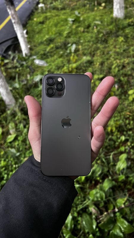 Iphone 12 pro Ll/Assalom u alekum