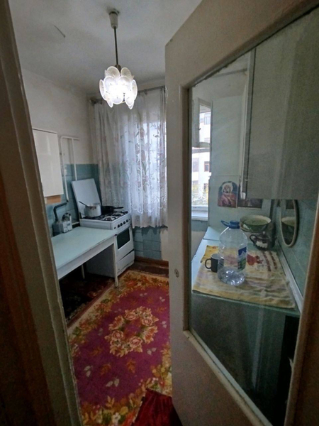 Kafe bahor tomonda 2 xonali uy sotiladi