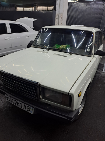 Vaz 2107 oq sedan