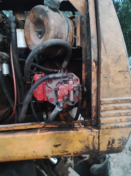 ekskavator samsung mx 132 sotiladi