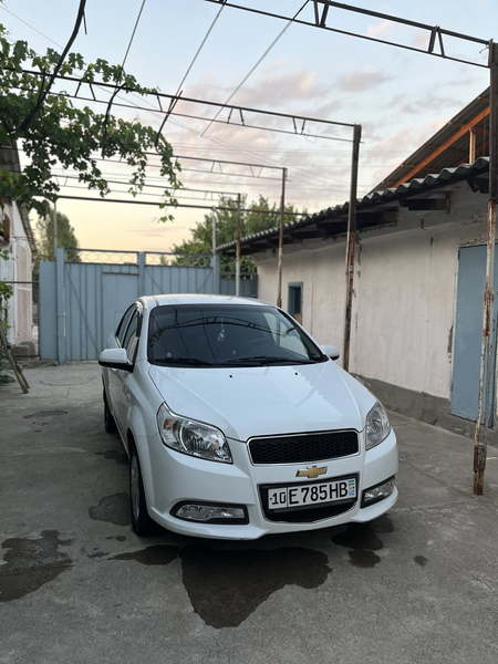 Nexia 3 sotiladi