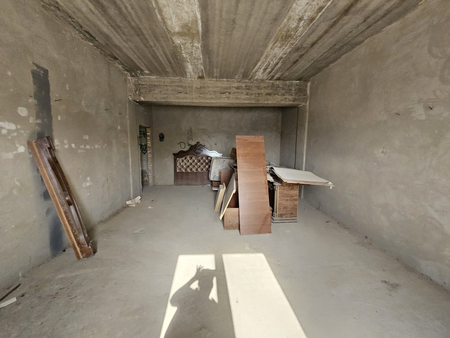 2 xonali 86m² +65m² podval, 1-qavat.