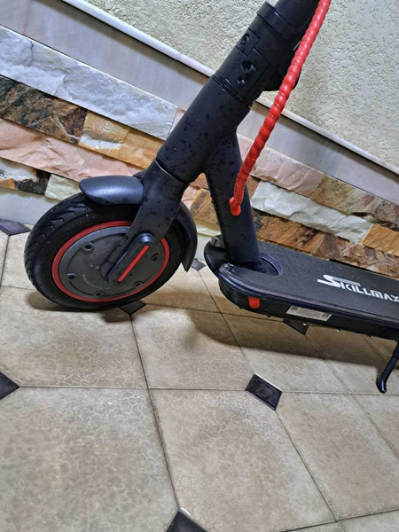 Продам свой электро Самокат использован 3 месяца Skillmax