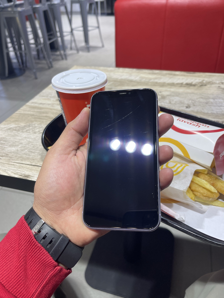 İphone 11  64 gb radnoy