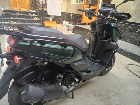 Skuter tank full