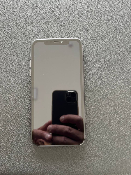 Iphone 11 lla sotiladi