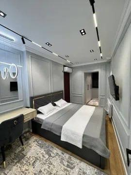 Бобур 3комнатная/2/5, 80м² спецплан, не торец, меб+тех. Ор-р: ЗАГС