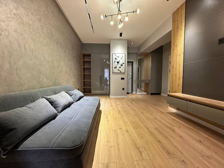 Poytaxt Residence Продается 2 комнатная квартира ремонт ул.Махтумкули