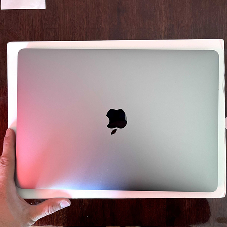 Macbook pro M1 batareyka 100%