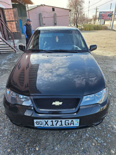nexia 2 sotiladi
