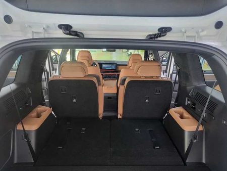 Orient Autodan Hyundai Santa Fe avtomobili sohibiga aylaning