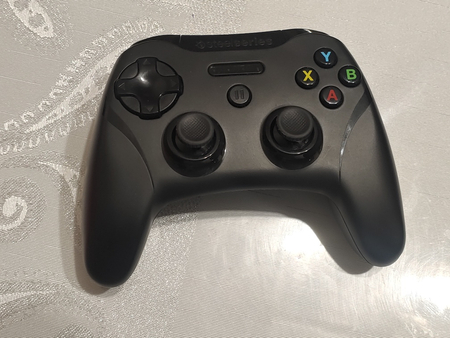 Геймпад steelseries stratus Xl для iOs