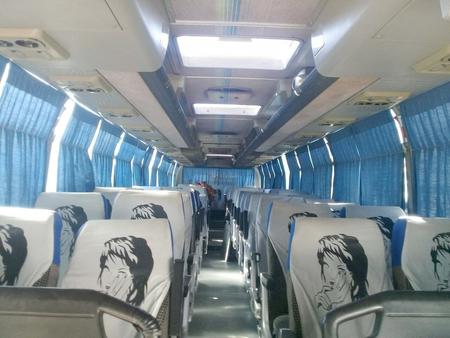 Mersedes bens avtobus sotiladi 2020 yil