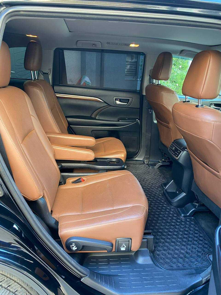 Продаю свою Toyota Highlander