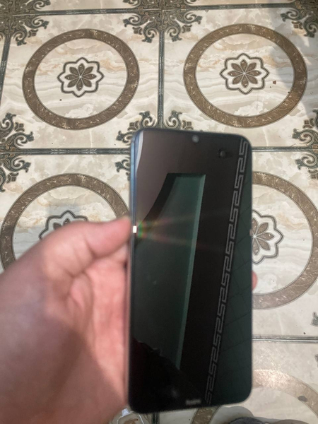 Redmi not 8 qarib yanggi tel