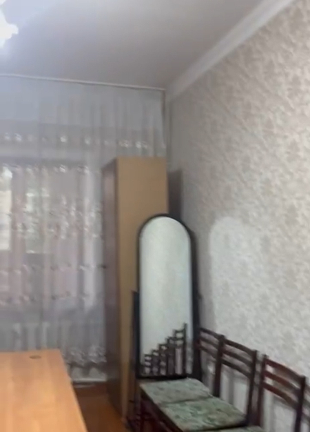 Tinchlik metro yonida 6 xonali xamma sharoitlari bor lubboyiga 650$