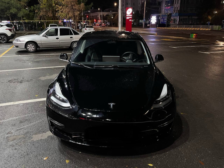 Srochno Tesla model 3 long range