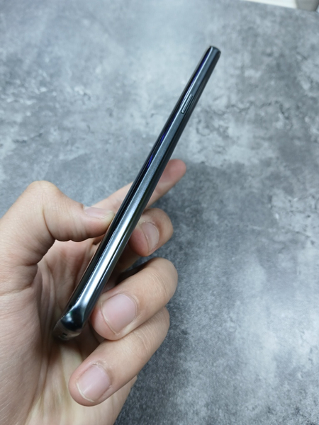 Samsung S9 4/64gb Ideal