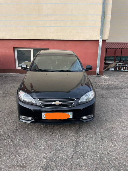 Gentra 2023 qora avtomat lyuki bor