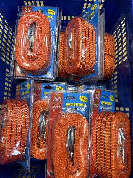 Avtomobilni tortish uchun tros lentalar