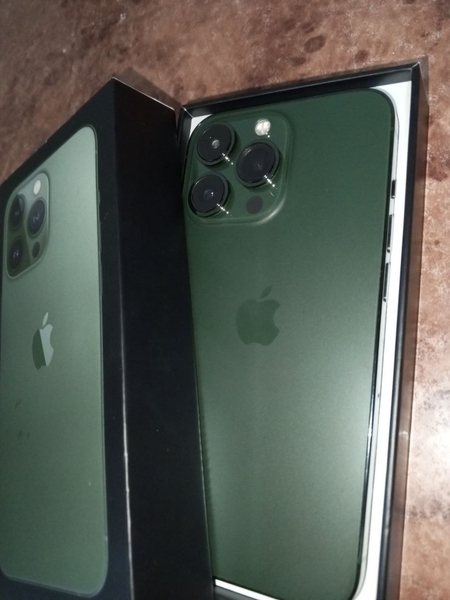 Iphone 13 Pro srochna sotiladi!