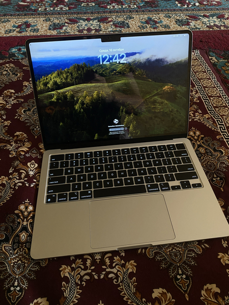 Macbook Air m3 256/8