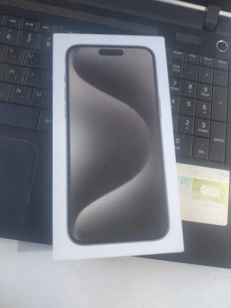 Iphone 15 pro max android varianti sotiladi