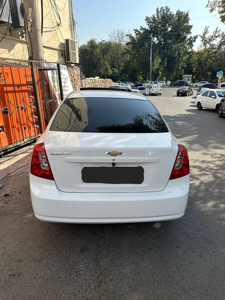 Chevrolet Lacetti (gentra)