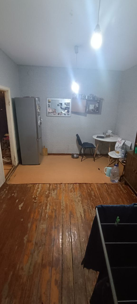 Яшнобадский район 2/3/4 бывшее общежитие