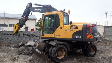 VOLVO экскаватор 145 W