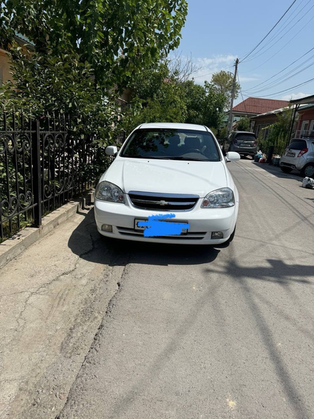 Продаю легковой автомобиль