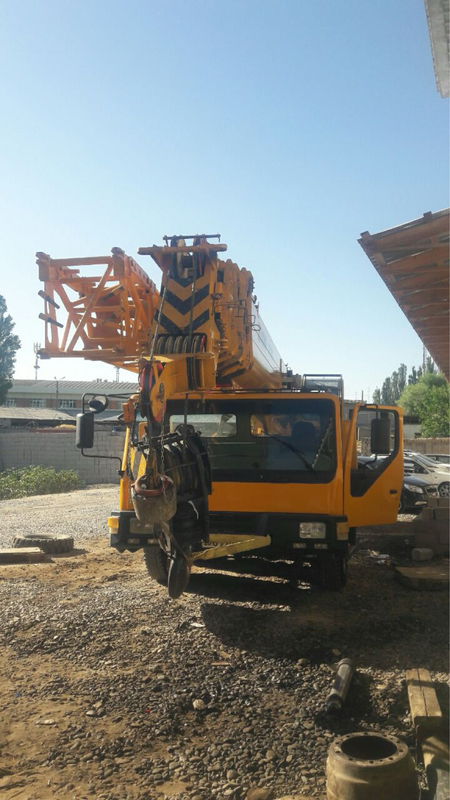XCMG 70K-I  sotiladi.