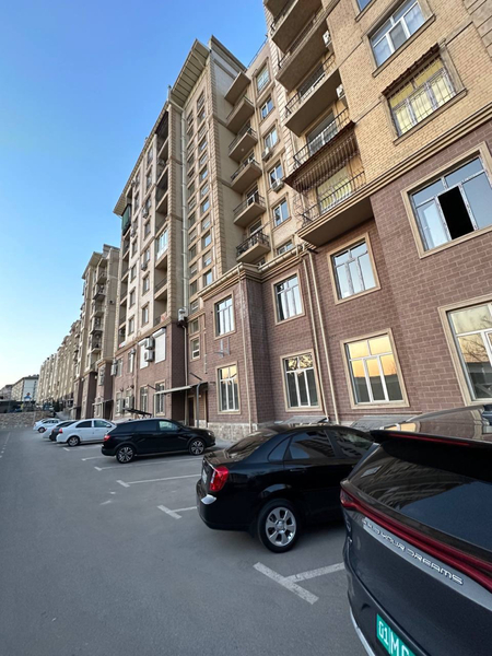 Продается 3 комнатная квартира На Паркентском