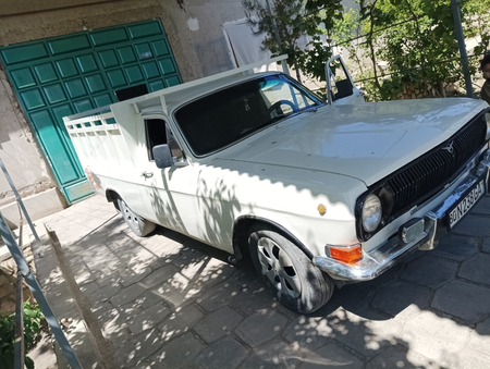 Volga 24 pikap sotiladi