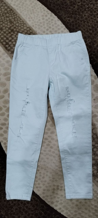 Продам новые женские брючки.