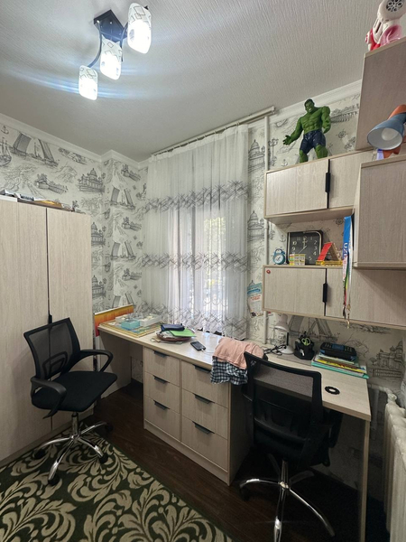 Юнусабад 2 квартал 3*4/2/16 (85²+20²) продаётся квартира