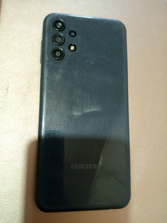 Samsung a13 4/64