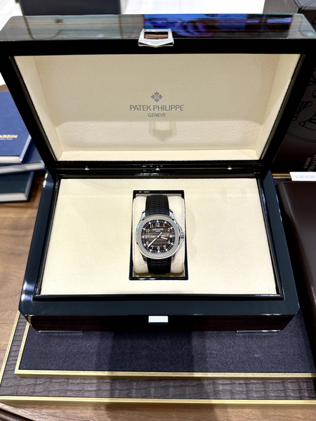 NEW Patek Philippe Aquanaut 5167A-001