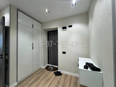 Продается 2х комнатеая квартира,новомосковская,15 гор больница,60м2