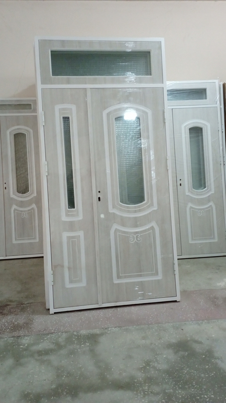 Sifatli va yangi eshiklar sotiladi