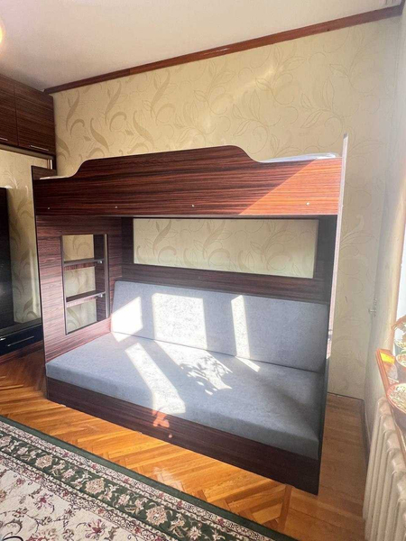 Qurilish xizmatlari va mebellar